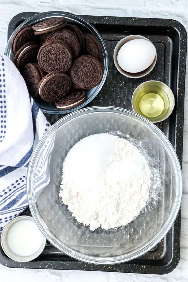 Deep Fried Oreos {Fast & Amazing} - FRIED DISH