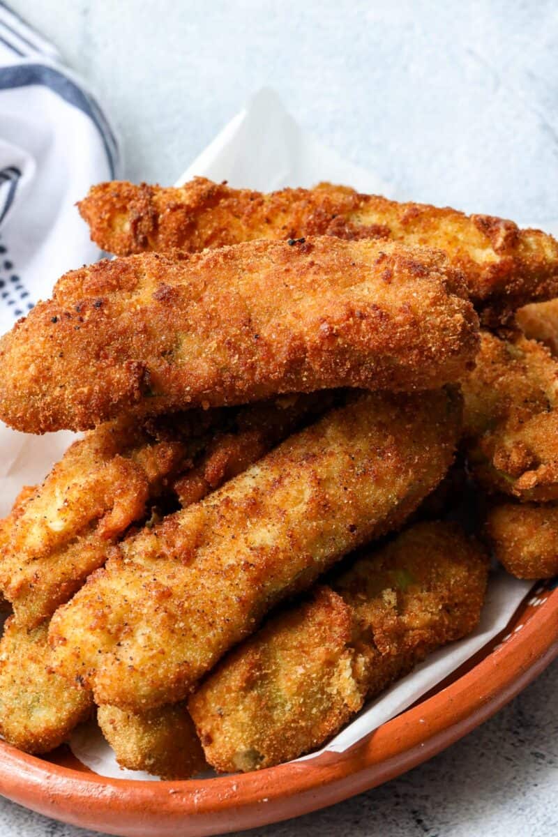 Crispy Fried Pickle Spears Recipe - FRIED DISH